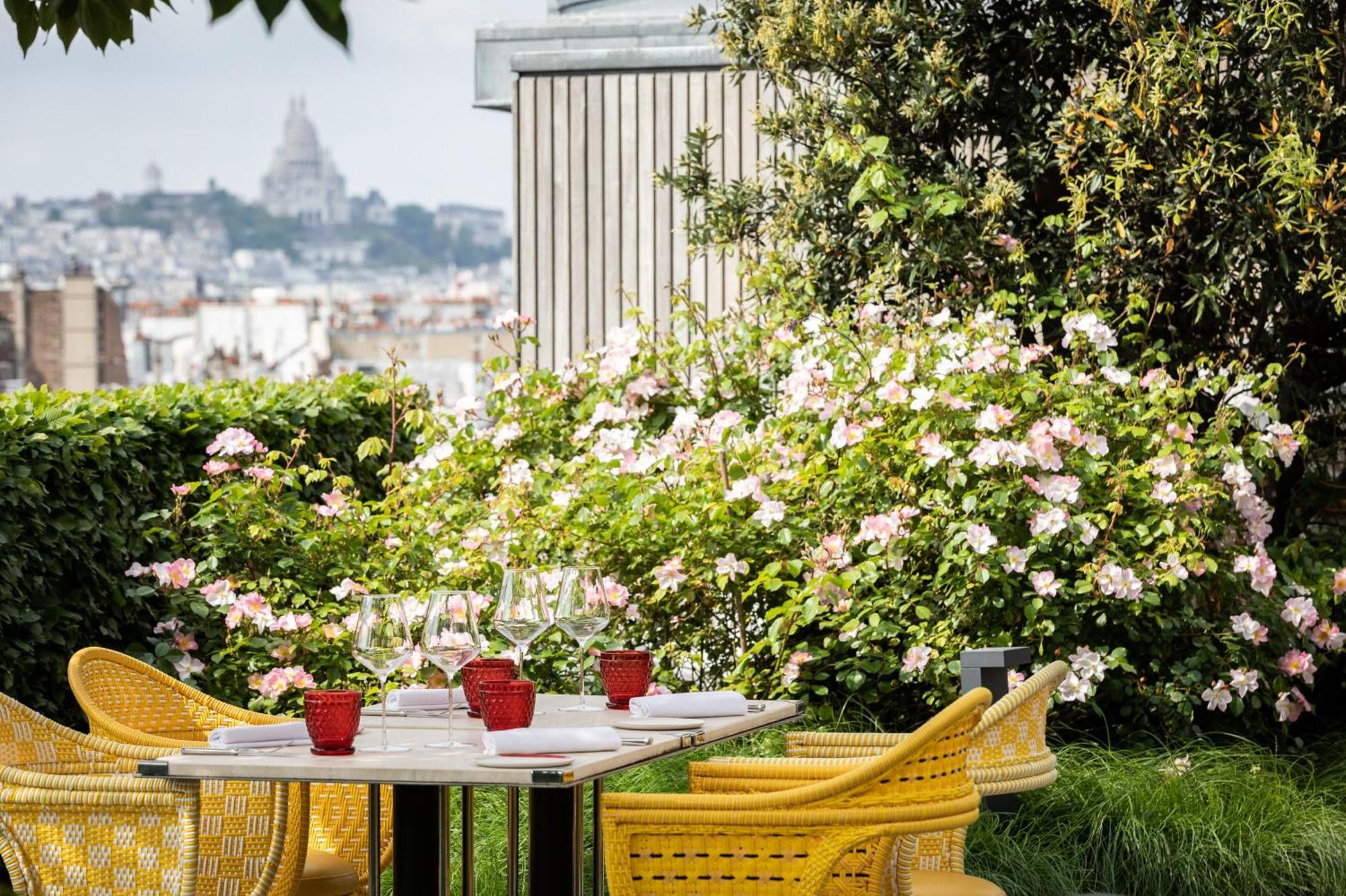 Hotel Cheval Blanc Paris & Dior Spa Cheval Blanc Paris Paris, France ...